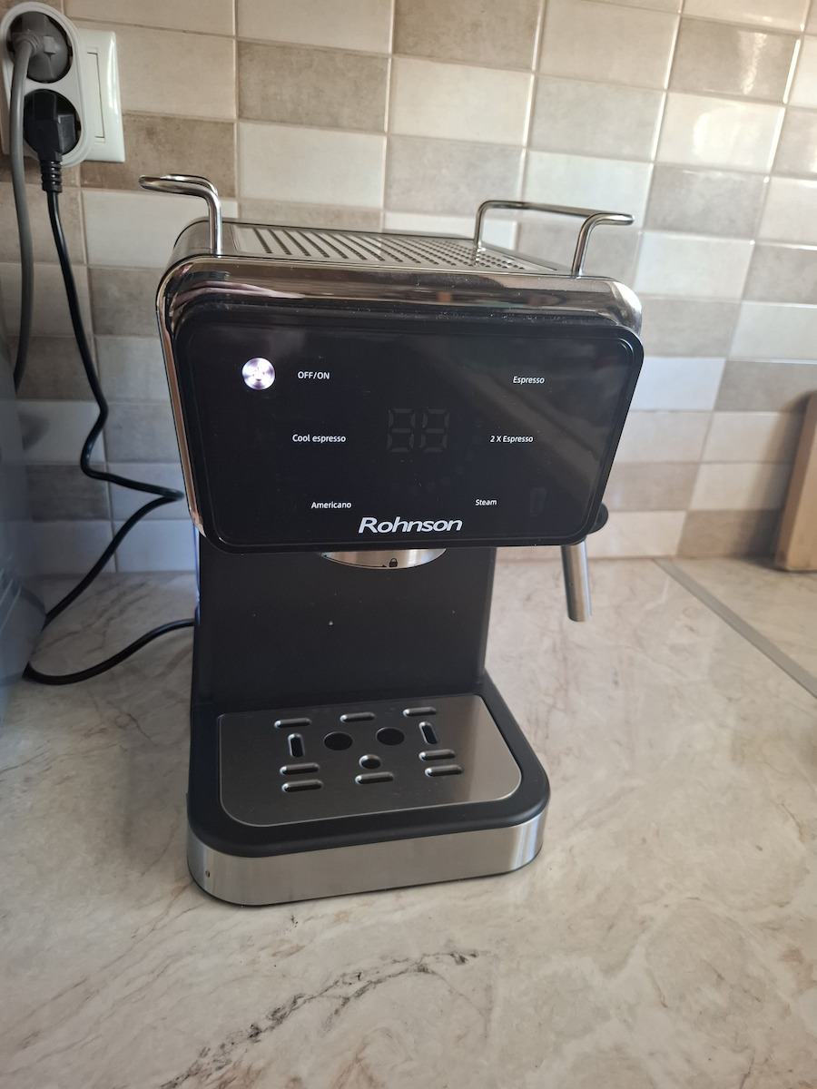 Rohnson Μηχανή Espresso 1350W Πίεσης 20bar Μαύρη R-98015 | Skroutz.gr