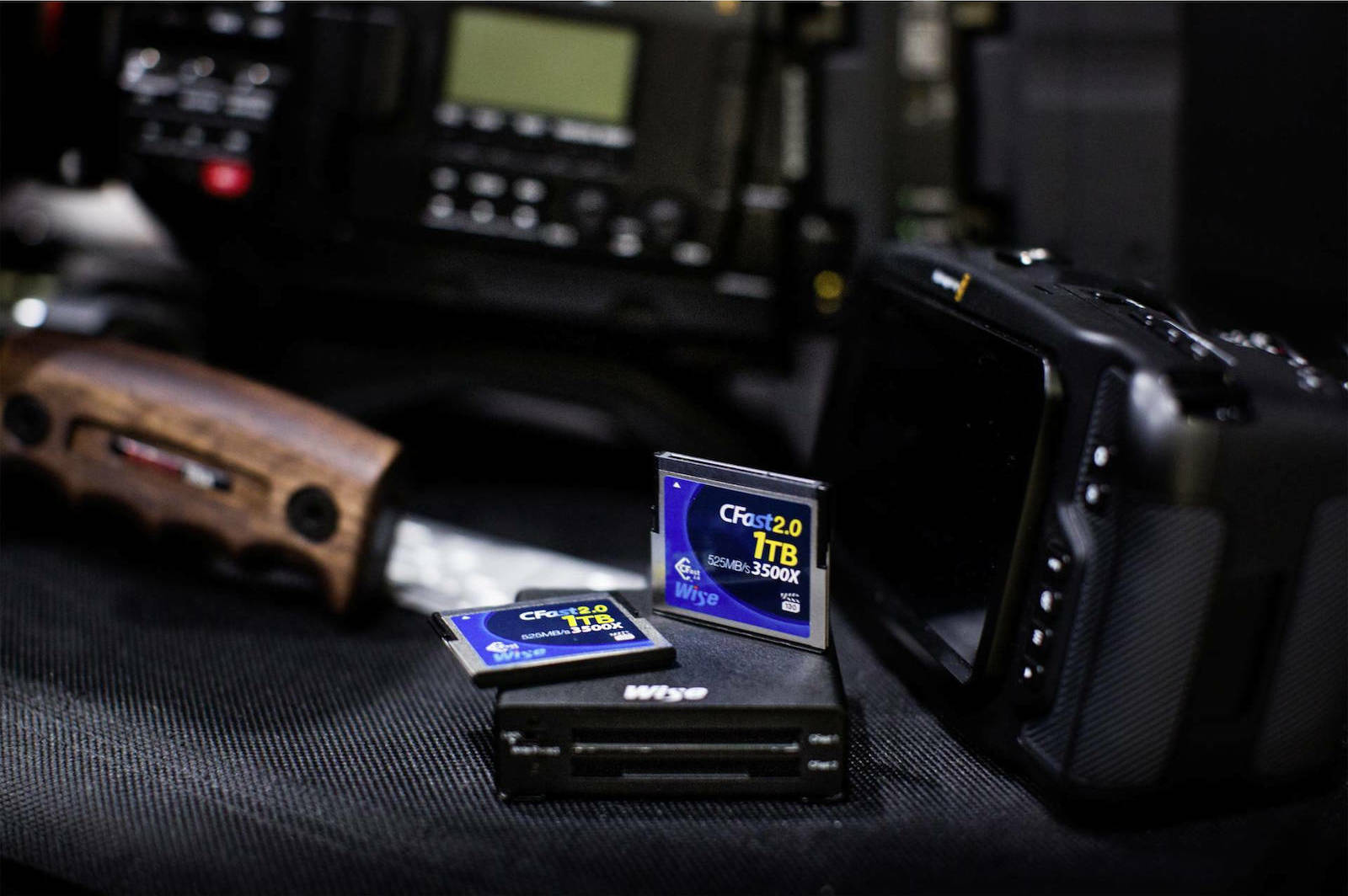 Wise Advanced CFast 1 0TB Skroutz gr